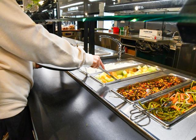 Dining | TigerLife | Princeton Campus Life Resources